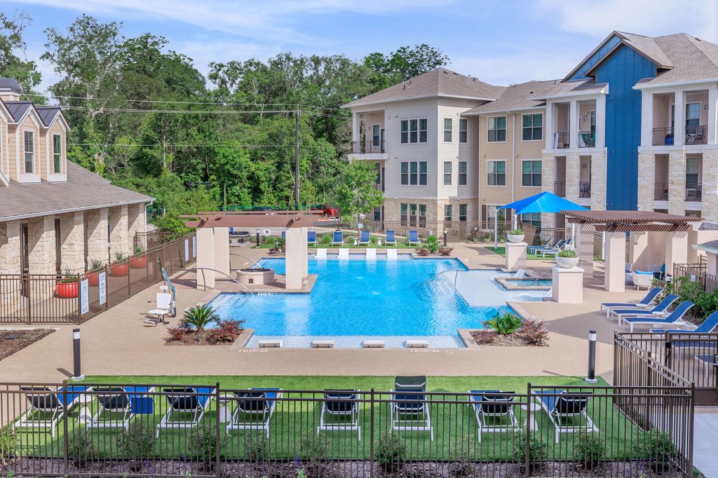 202 FM 2004 Rd #10221, Lake Jackson, TX 77566 - See Est. Value, Schools ...