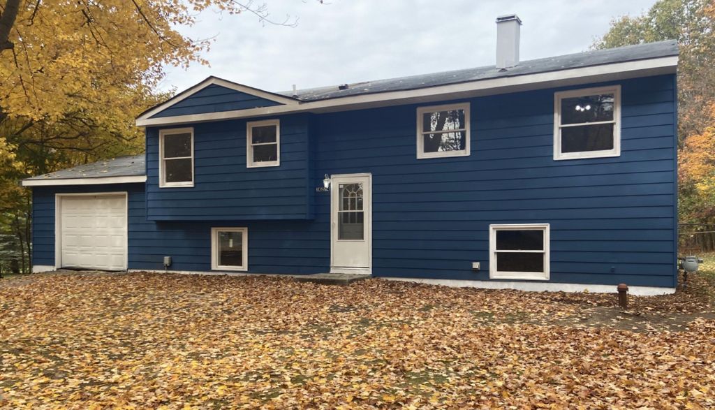 10274 Stadium Dr, Kalamazoo, MI 49009 | Trulia