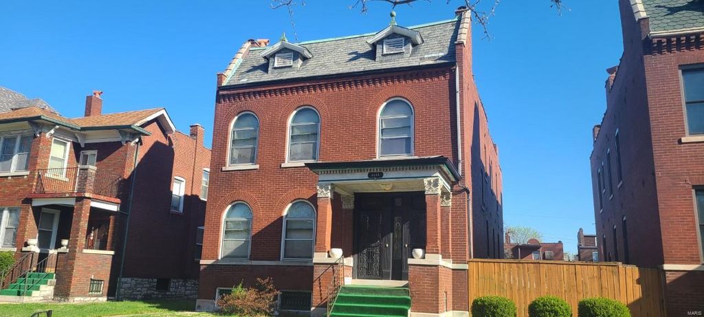 4448 Holly Ave, Saint Louis, MO 63115 - See Est. Value, Schools & More
