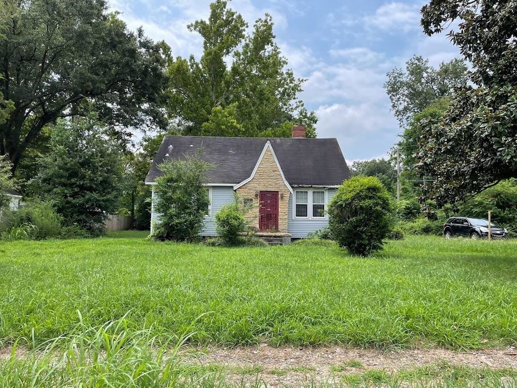 2115 Clifton Ave, Memphis, TN 38127 - See Est. Value, Schools & More