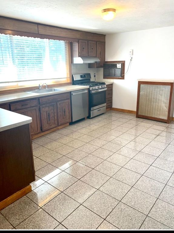 33 Sunnyside Ave #2, Winthrop, MA 02152 - See Est. Value, Schools & More