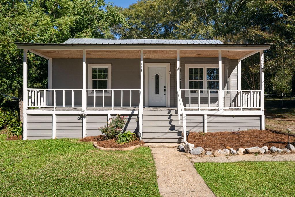 112 Wilson Dr, Petal, MS 39465 - See Est. Value, Schools & More