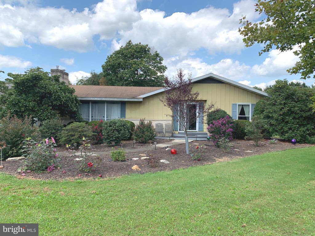 1594 Newport Rd, Duncannon, PA 17020 - See Est. Value, Schools & More