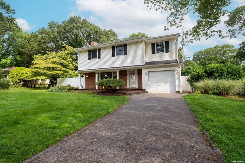 31 Puritan Path, Port Jefferson, NY 11777 | Trulia