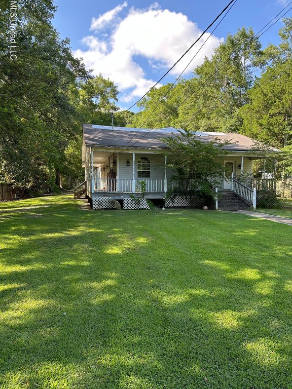 3101 Bellview Ave, Moss Point, MS 39563 - See Est. Value, Schools & More