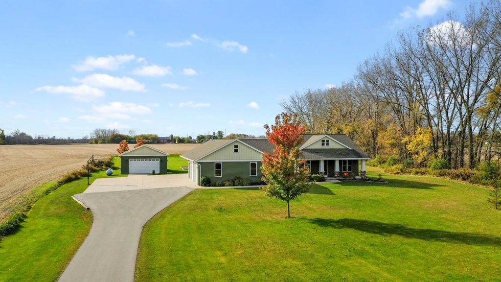 4729 Geano Beach Rd, Little Suamico, WI 54141 | Trulia