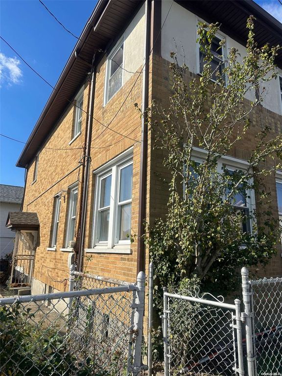 25-01 Edgemere Avenue, Far Rockaway, NY 11691 | Trulia