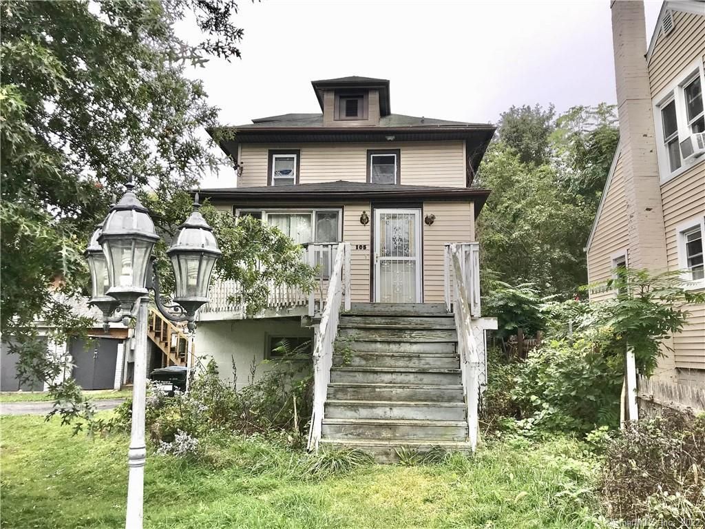 105 Oakridge Street, Norwich, CT 06360 - See Est. Value, Schools & More