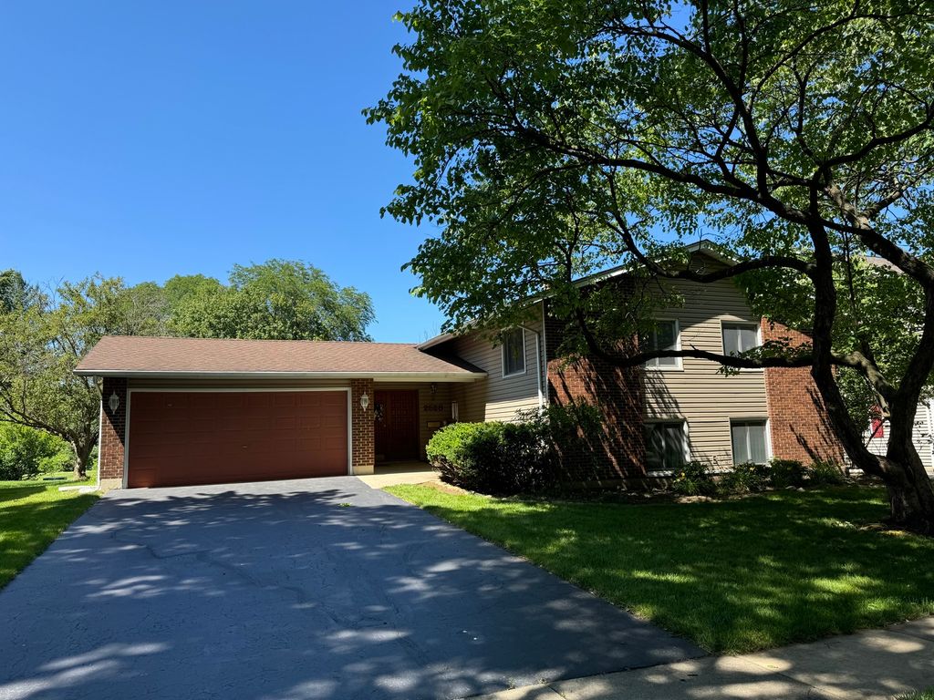 2528 Mitchell Dr, Woodridge, IL 60517 | MLS# 12088848 | Trulia