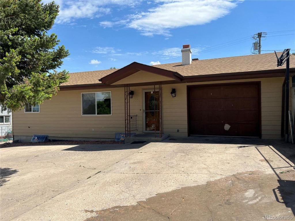 1332 W 10th Street, Wray, CO 80758 | Trulia