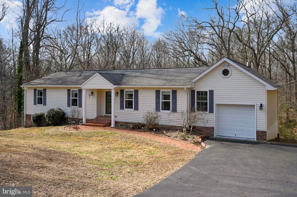 8260 Frances Ln, Owings, MD 20736 - See Est. Value, Schools & More