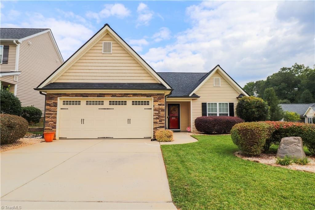 5504 Hardie Farm Dr, Greensboro, NC 27405 - See Est. Value, Schools & More