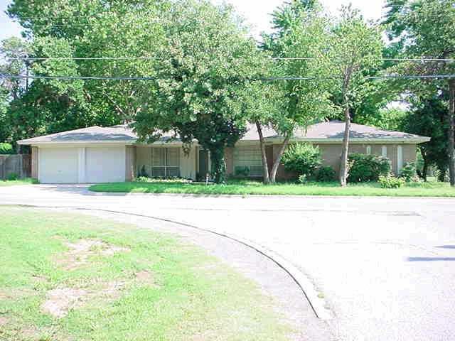 1701 N Oakhill Rd, Bethany, OK 73008 - See Est. Value, Schools & More