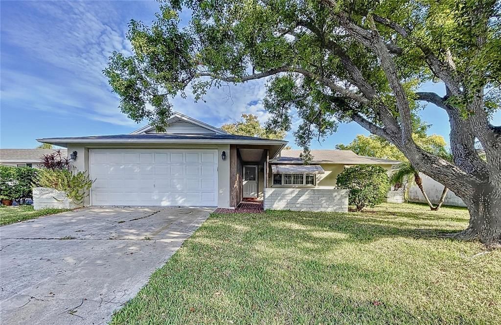 7031 Sonata Dr, Port Richey, FL 34668 - See Est. Value, Schools & More