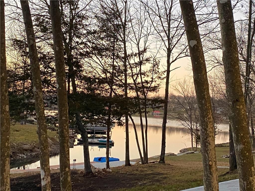 25 S Fascination Cir, Lacygne, KS 66040 - See Est. Value, Schools & More