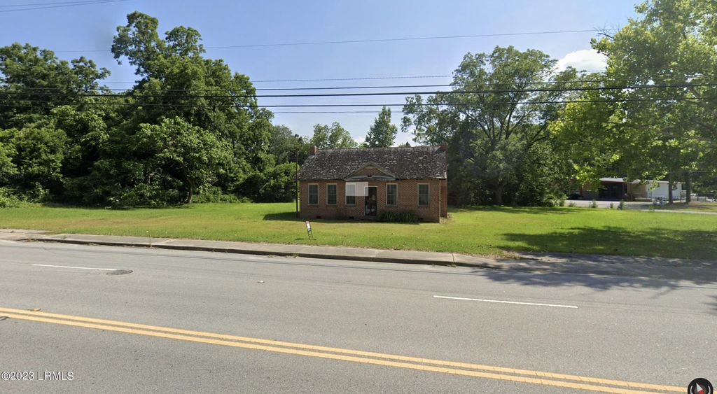 Allendale Fairfax Hwy, Fairfax, SC 29827 - See Est. Value, Schools & More