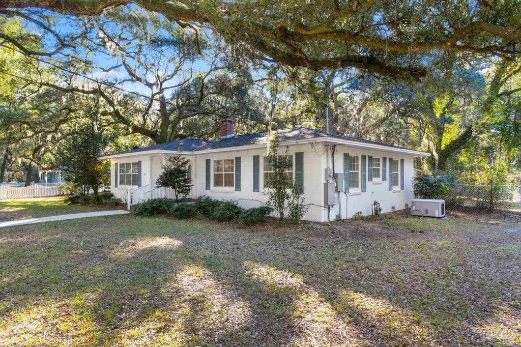 4449 Garcon Point Rd, Milton, FL 32583 - See Est. Value, Schools & More