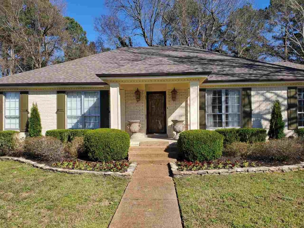 1204 Huntsman Ln #39, Memphis, TN 38120 - See Est. Value, Schools & More