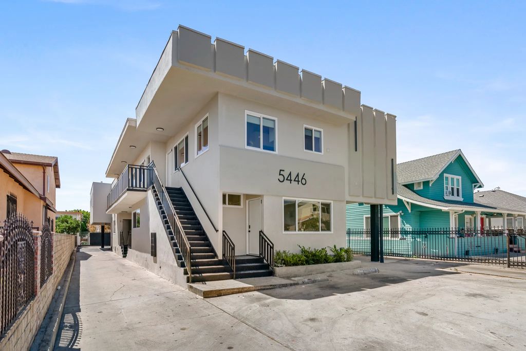 5446 Romaine St #3, Los Angeles, CA 90038 | Trulia