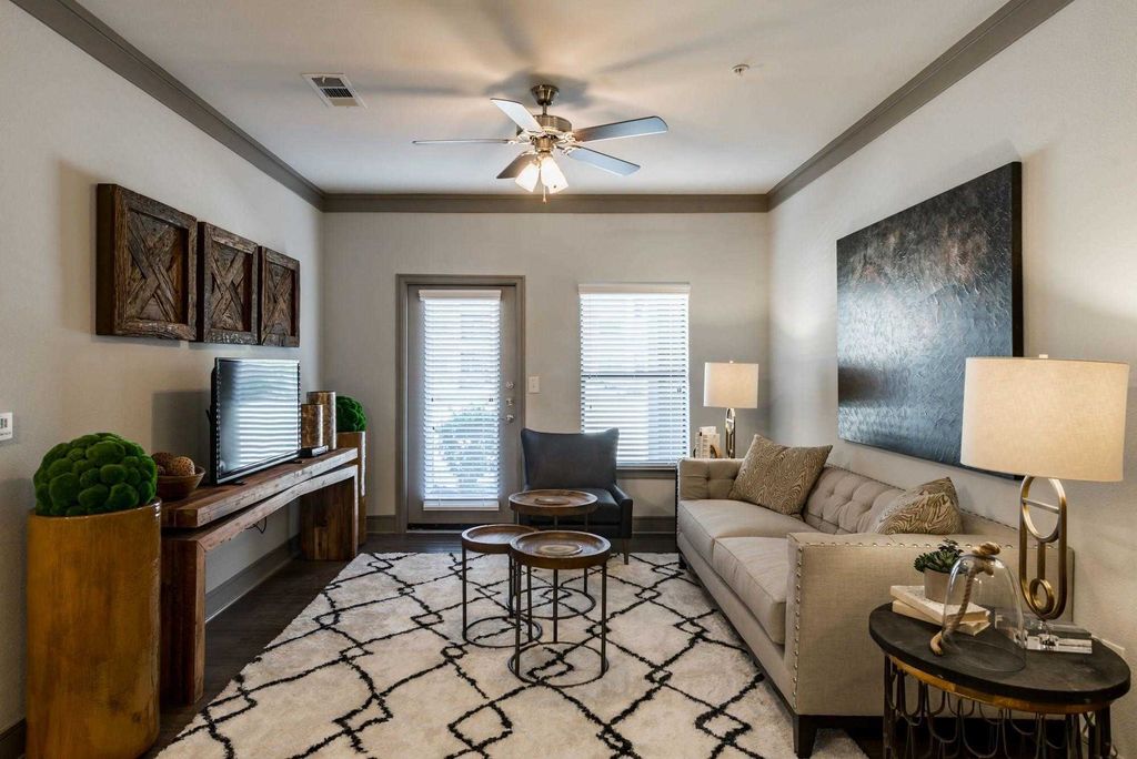 353 Louetta Rd, Spring, TX 77373 - See Est. Value, Schools & More