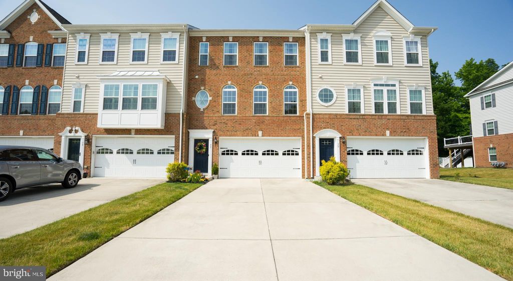 77 Isabelle Ct, Marlton, NJ 08053 - See Est. Value, Schools & More