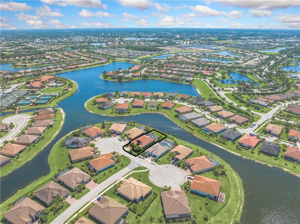 11089 SW Rose Apple Ct, Port Saint Lucie, FL 34987 - See Est. Value ...