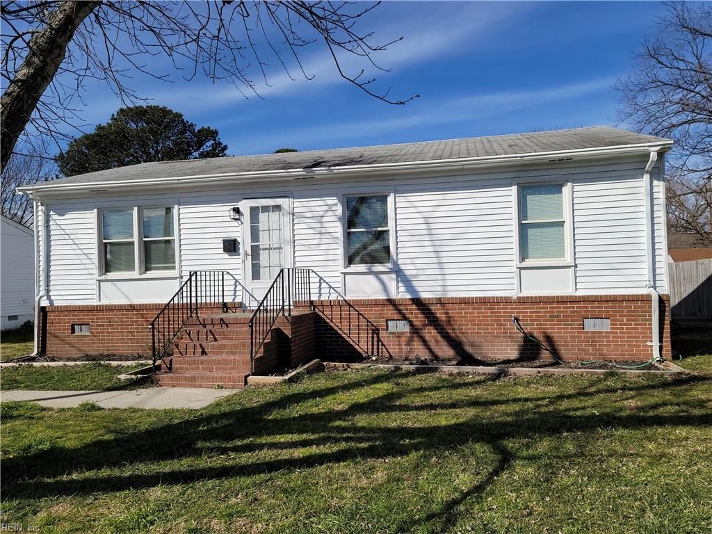 8 Skyland Dr, Hampton, VA 23663 - See Est. Value, Schools & More