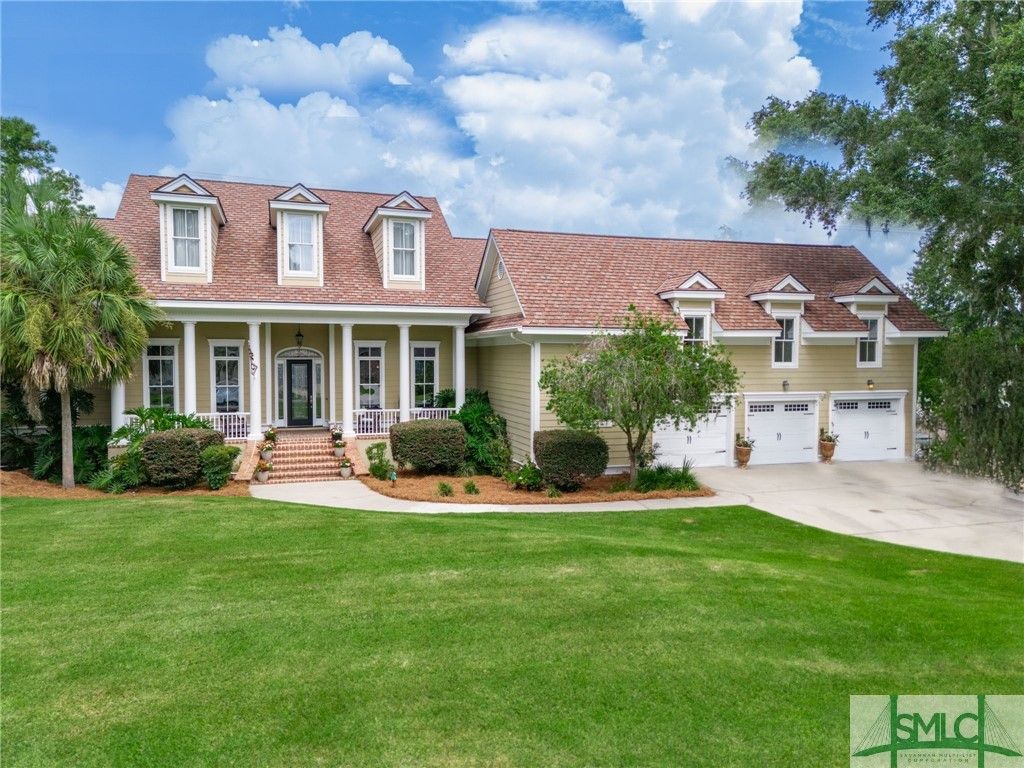 214 East Point Drive, Savannah, GA 31410 - See Est. Value, Schools & More