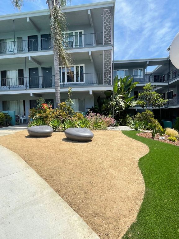 10751 Rose Ave #333, Los Angeles, CA 90034 | Trulia