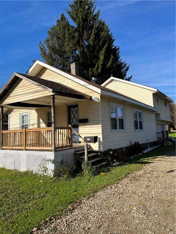 11 Perry St, Union City, PA 16438 - See Est. Value, Schools & More