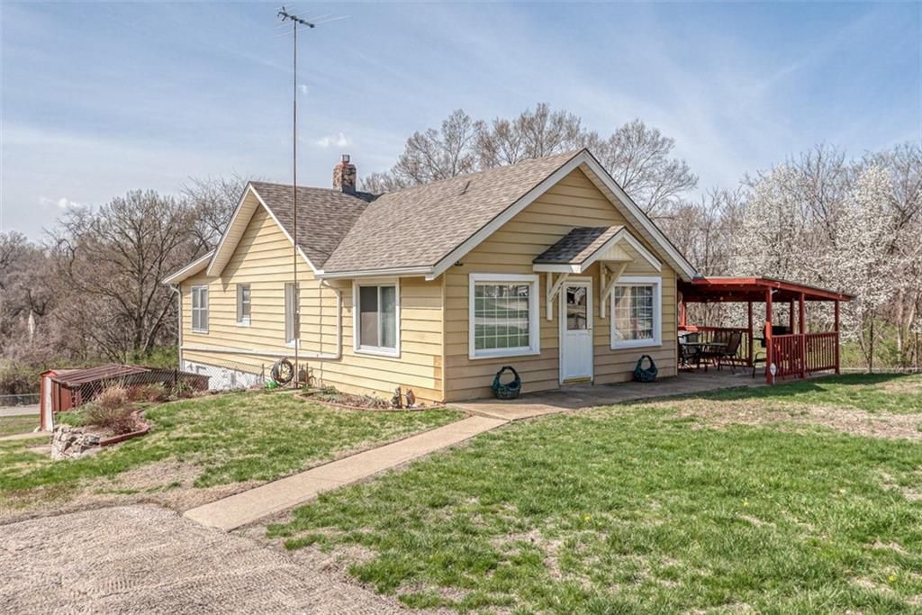 4963 Silver Ave, Kansas City, KS 66106 - See Est. Value, Schools & More