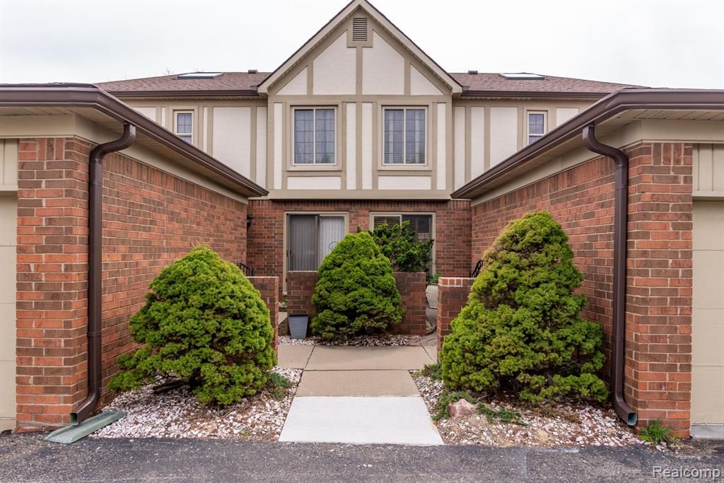 49326 Marquette Ct, Shelby Township, MI 48315 | Trulia