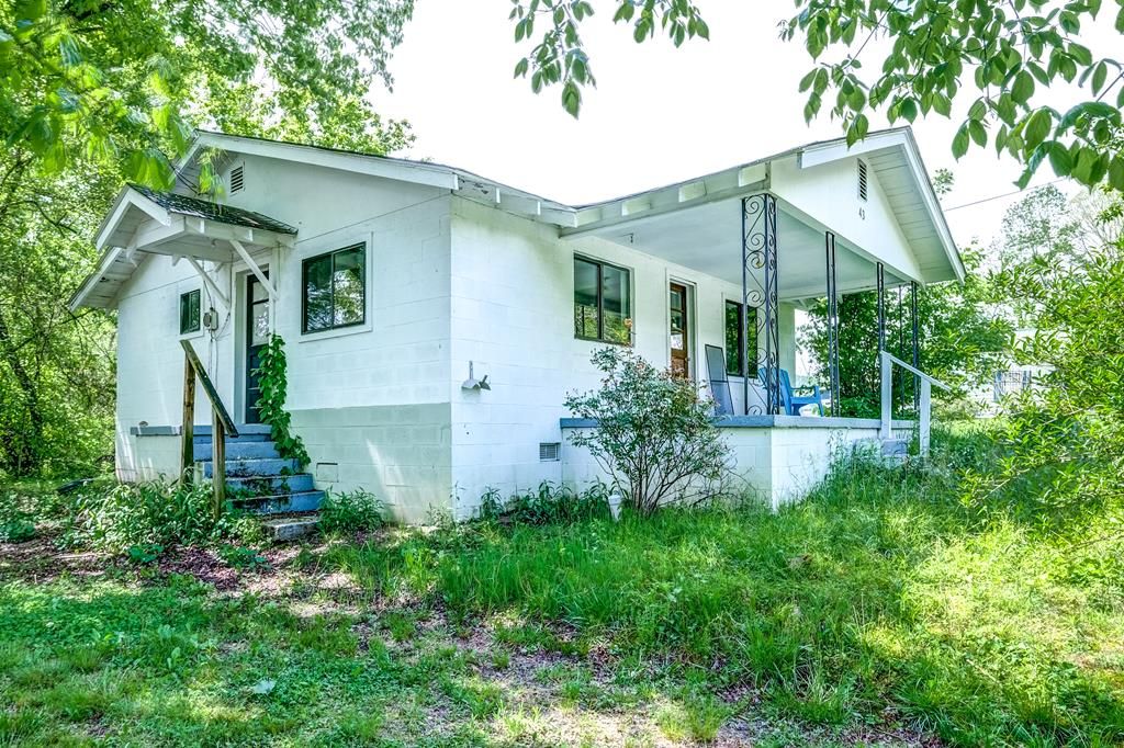 43 Fort Butler St, Murphy, NC 28906 - See Est. Value, Schools & More