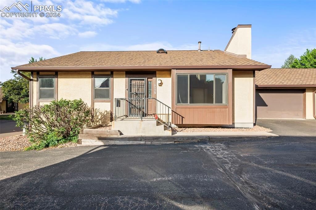 4529 Winewood Village Dr, Colorado Springs, CO 80917 - See Est. Value ...