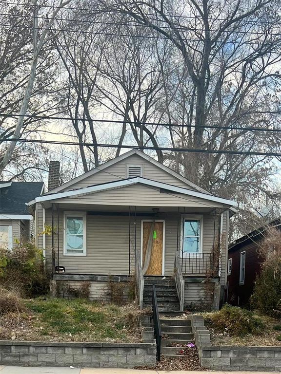 4009 Jennings Station Rd, Saint Louis, MO 63121 | MLS# 23073740 | Trulia