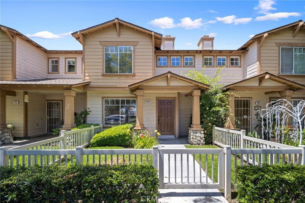 1125 E Broadway, Anaheim, CA 92805 - See Est. Value, Schools & More