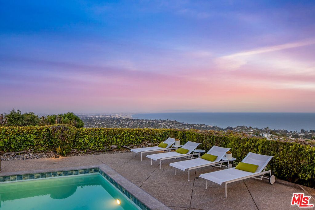 1172 Lachman Ln, Pacific Palisades, CA 90272 - See Est. Value, Schools ...