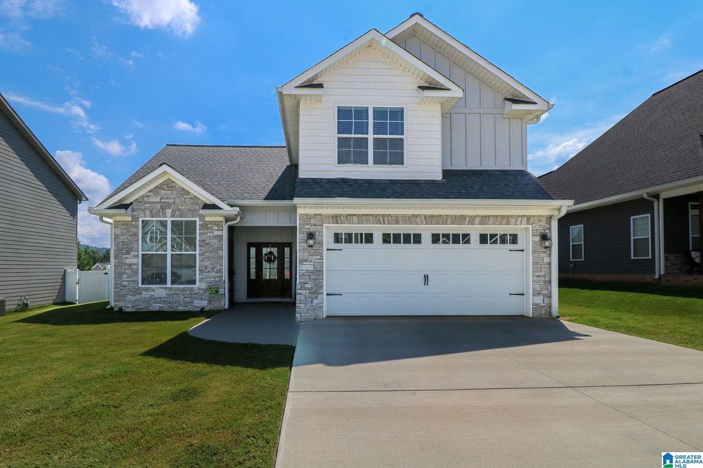 33 Dabbs Rd, Oxford, AL 36203 - See Est. Value, Schools & More