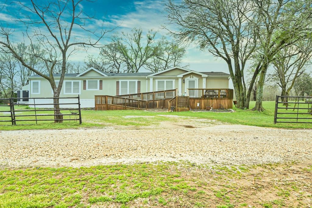 2191 Newt Patterson Rd, Mansfield, TX 76063 - See Est. Value, Schools ...