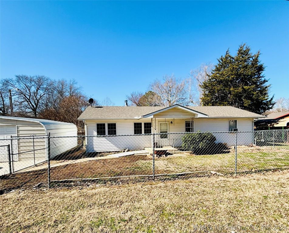 121102 S 4157th Rd, Eufaula, OK 74432 - See Est. Value, Schools & More