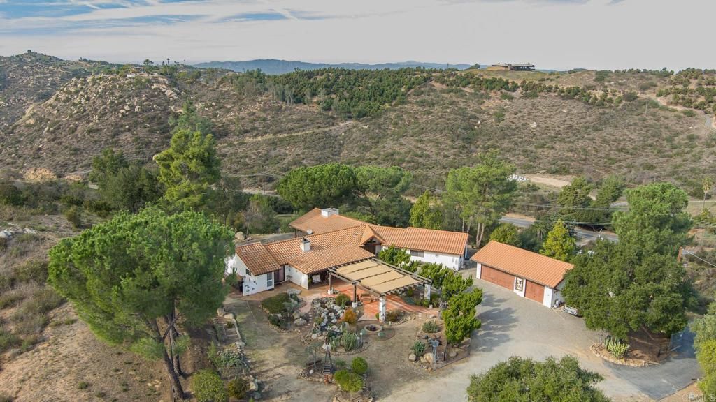 29827 Castleridge Rd, Valley Center, CA 92082 - See Est. Value, Schools ...