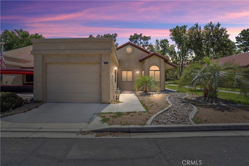 11635 Ash St, Apple Valley, CA 92308 - See Est. Value, Schools & More