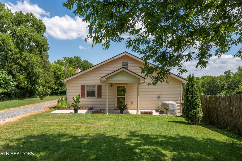 8822 Kodak Rd, Knoxville, TN 37914 | MLS# 1267207 | Trulia