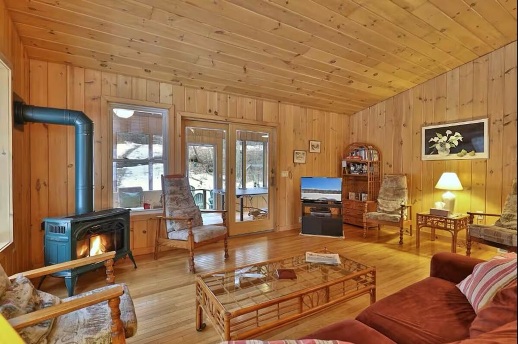 4155 Lake Shore Dr #ID1376008P, Diamond Pt, NY 12824 | Trulia