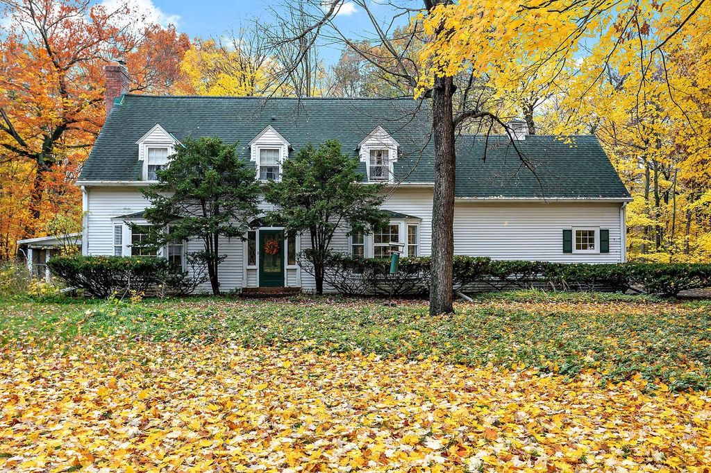 W140N7943 Lilly ROAD, Menomonee Falls, WI 53051 - See Est. Value ...