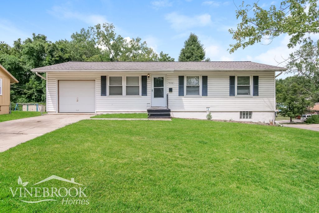 5100 Palmer Dr, Kansas City, MO 64129 - See Est. Value, Schools & More