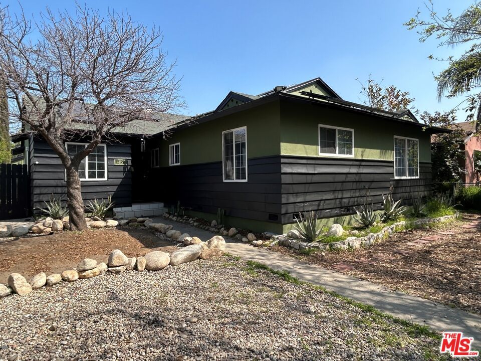 14827 Saticoy St, Van Nuys, CA 91405 | MLS# 24-378105 | Trulia