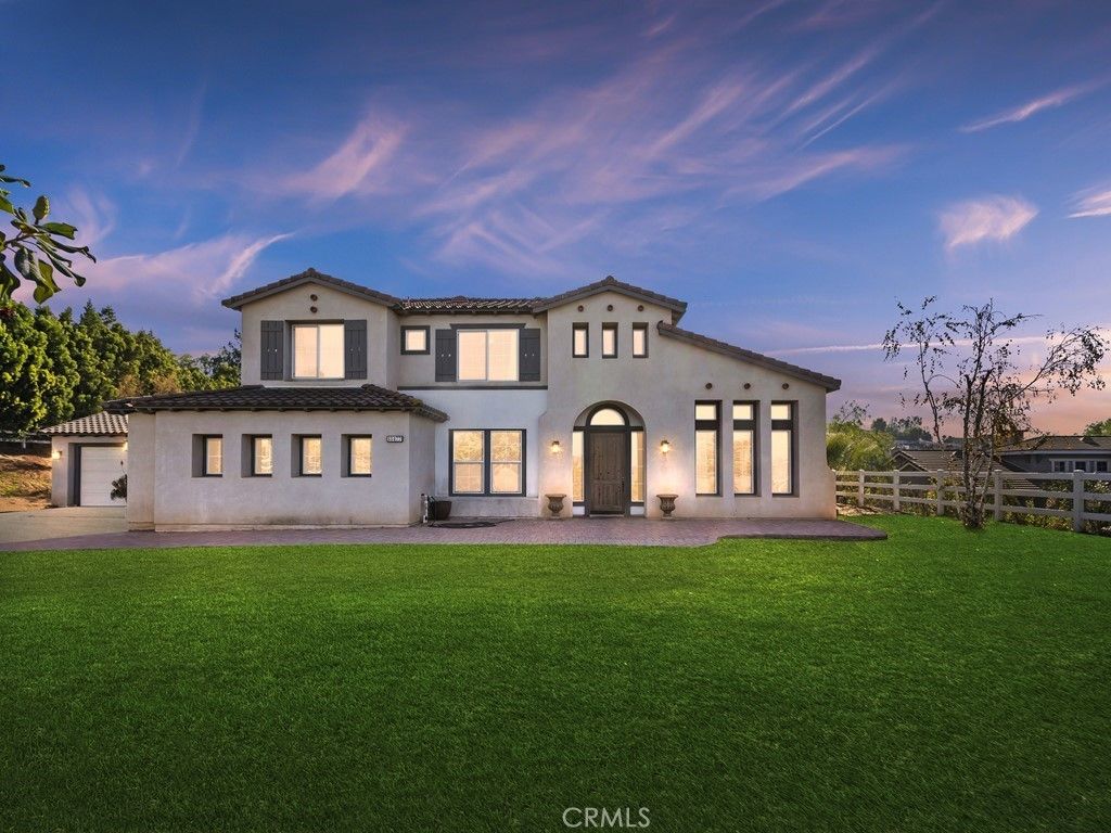 18477 Hollowtree Ln, Riverside, CA 92504 - See Est. Value, Schools & More