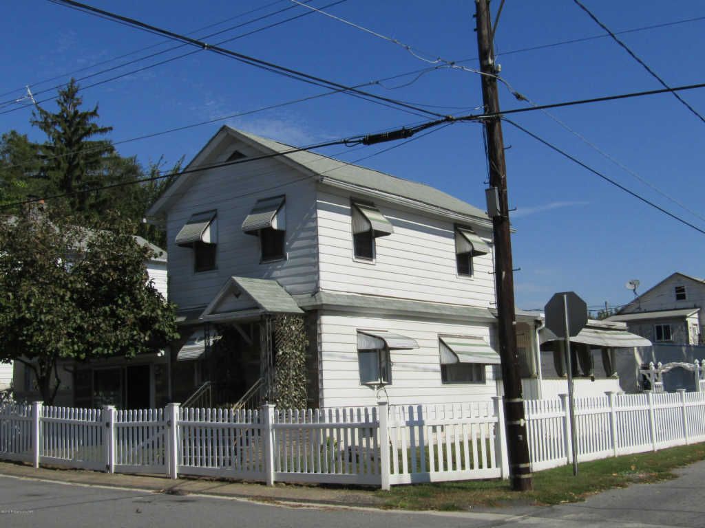 429 Pringle St, Pringle, PA 18704 - See Est. Value, Schools & More