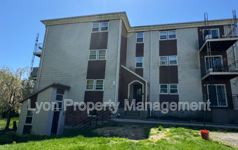 95 Victor St #5, Woonsocket, RI 02895 | Trulia